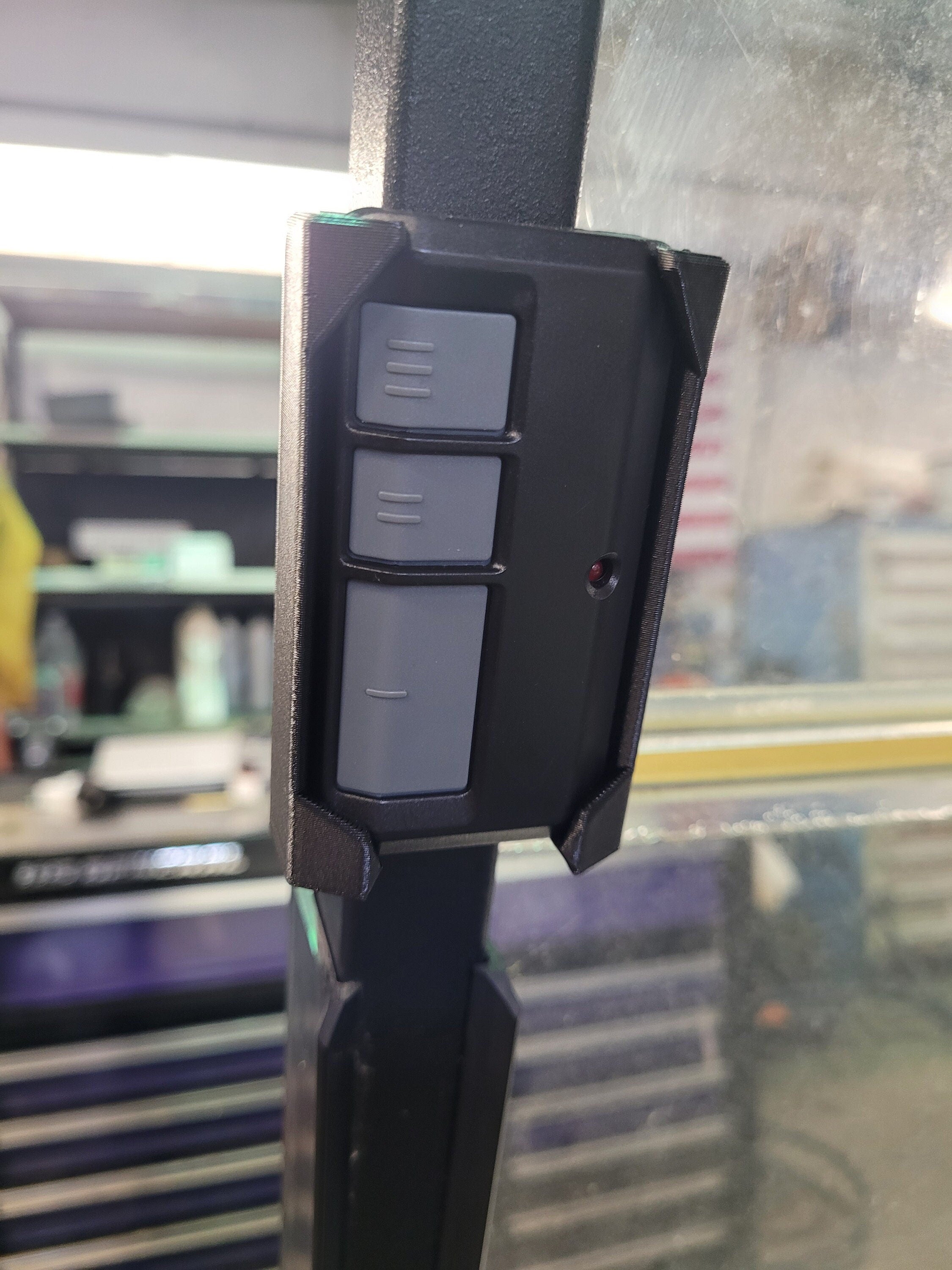 Garage Door Opener Clip for Front Golf Cart Strut – Peter Prints 3D